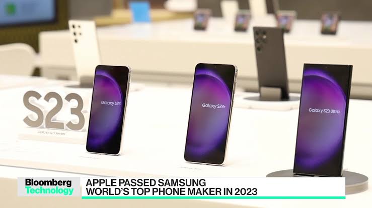 Apple’s Market Share Plummets as Samsung Surges: A New Chapter in the ...