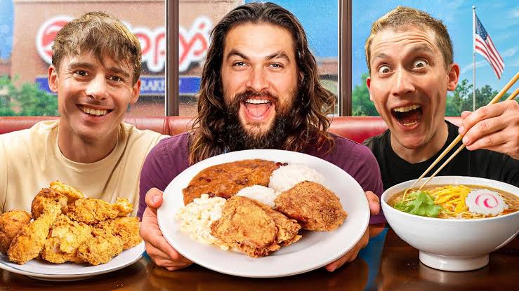 Jason Momoa fed us Hawaiian Comfort food! - NEWS NEST