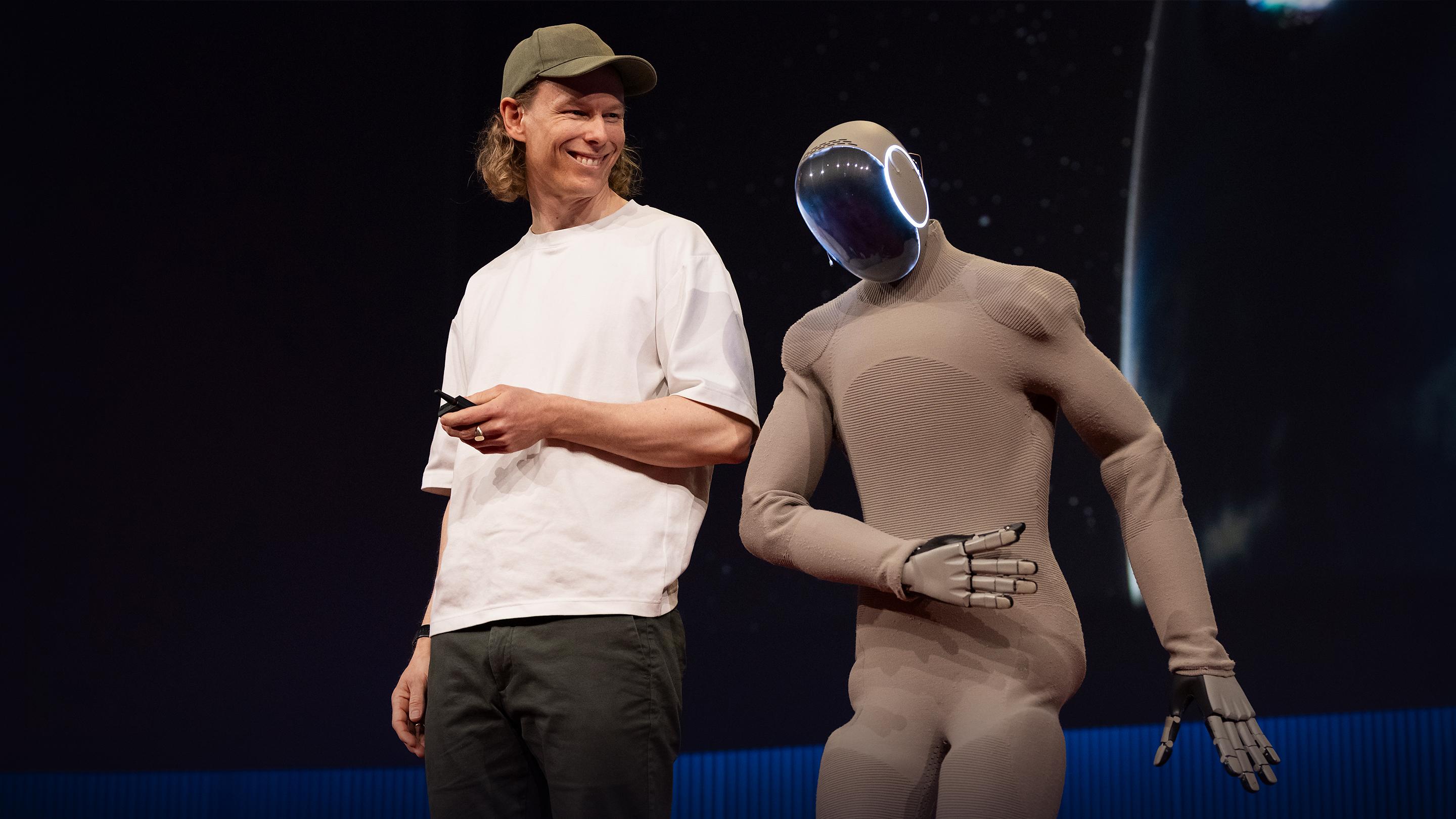 Meet NEO: The $20,000 Humanoid Robot That Can Cook, Carry, and Converse ...